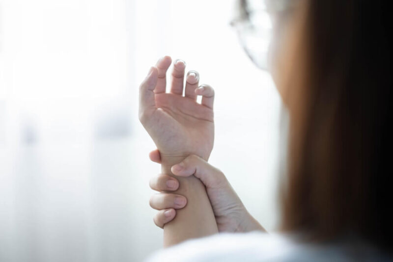 Understanding and Coping with Nerve Pain After Surgery - Advanced Pain ...